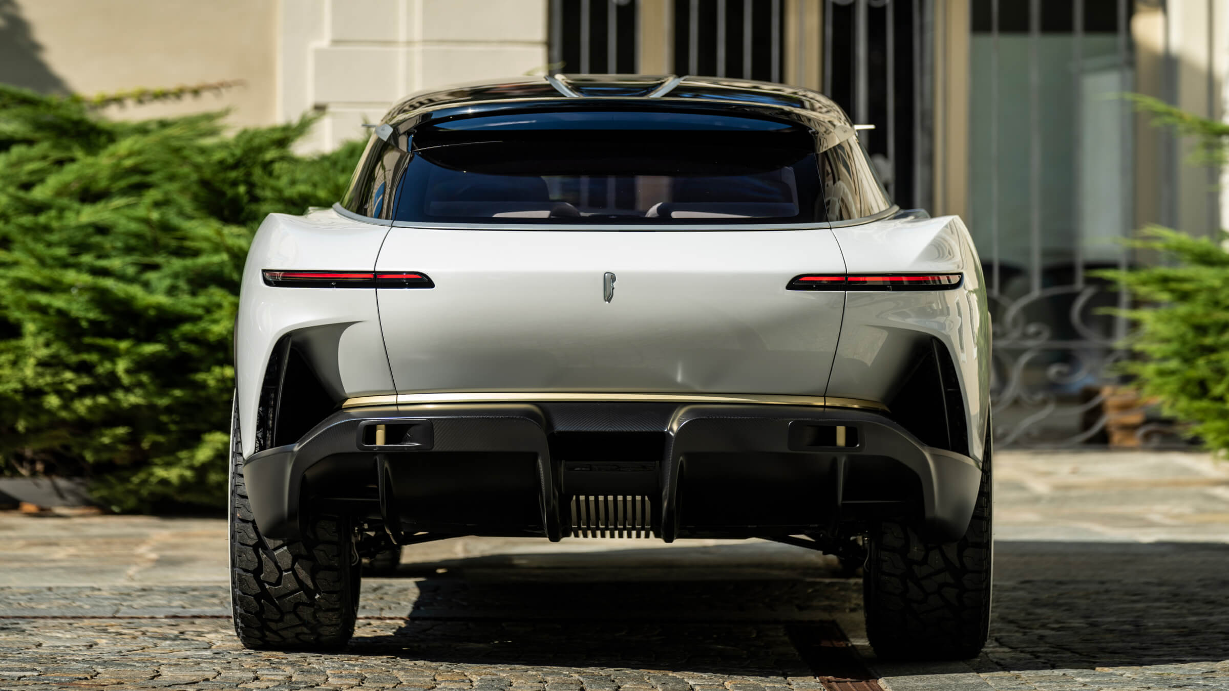 Automobili Pininfarina | Pura Vision: A striking image of the ‘electric ...