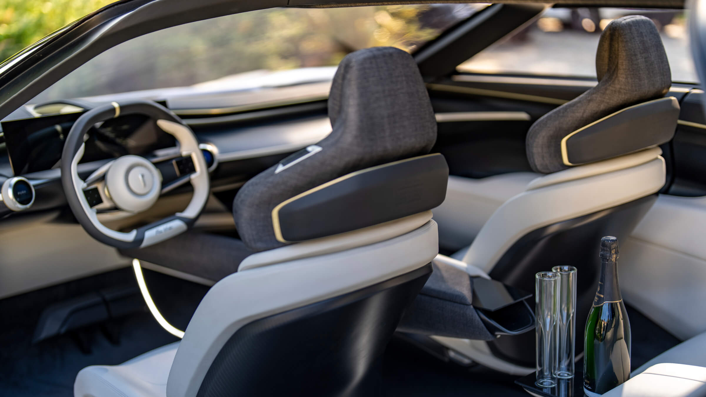 Automobili Pininfarina | Pura Vision: A striking image of the ‘electric ...